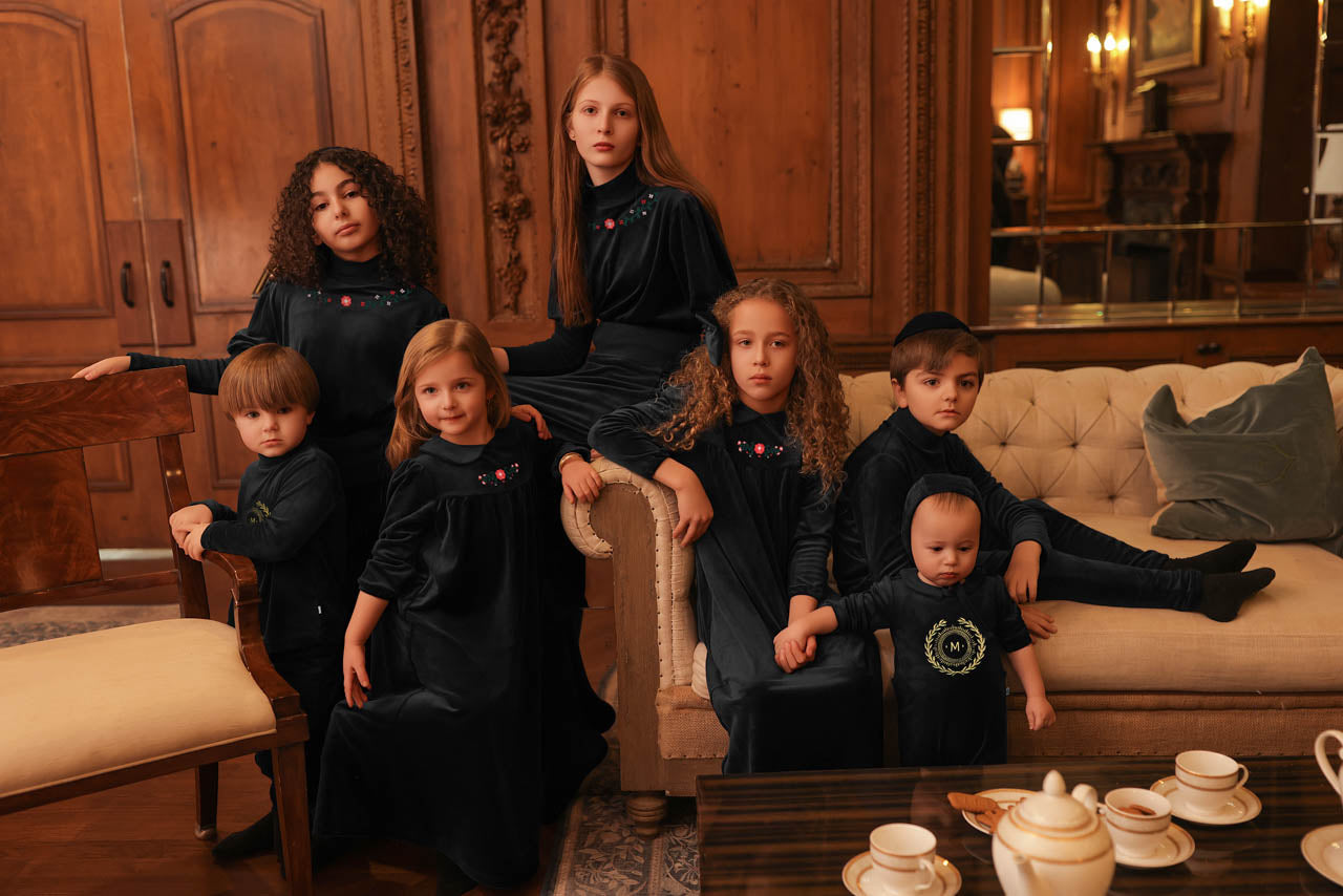 EMBROIDERY SHABBOS COLLECTION – Miss Mini